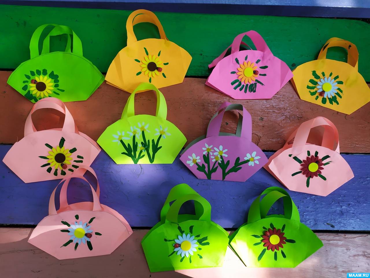 Детский мастер-класс по изготовлению поделки из цветной бумаги «Сумочка ...