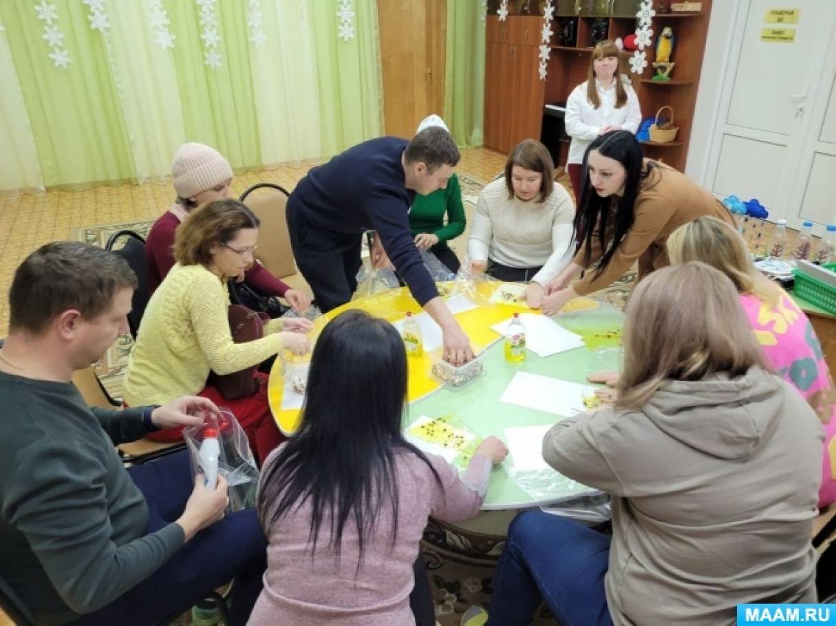 Родительское собрание «Поиграем дома с мамой» (3 фото). Воспитателям ...