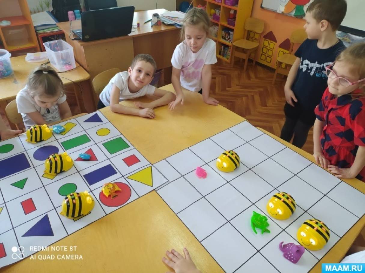 Кружковая работа с мини-роботами Bee-Bot «Умная пчела». Воспитателям ...