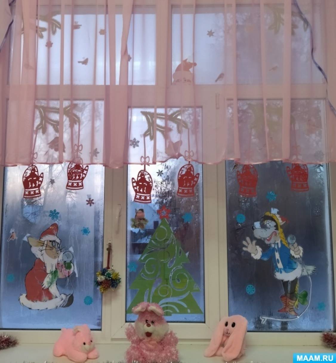 Зимнее оформление окон в детском саду «Новый год стучит в окно» (5 фото ...