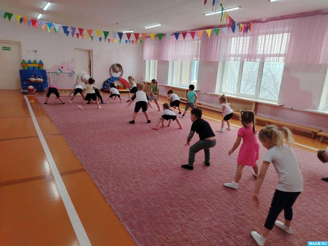 Сценарий спортивного развлечения «В гости к Мишке» с детьми средней ...